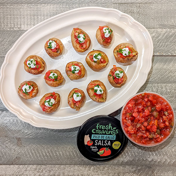 Dips & Sips: Mini Baked Potatoes with Pico de Gallo Salsa, Sour Cream ...